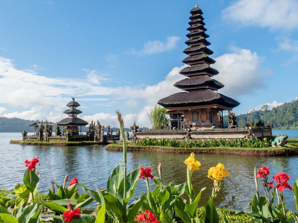 Romantic Getaways in Bali: Honeymoon and Couples' Retreats