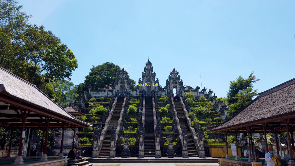 Penataran Agung Lempuyang: Guide to Bali Heavenly Gate Temple